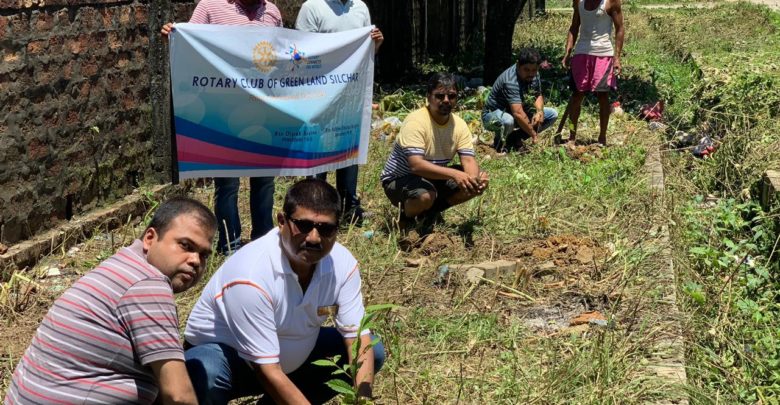 মালিনিবিলে বৃক্ষরোপণ রোটারি গ্রিনল্যান্ডেরPlantation drive undertaken ...